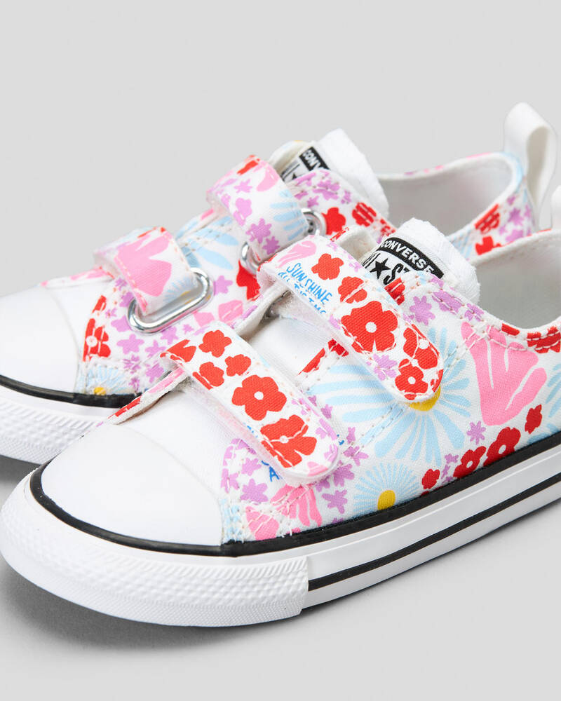 Shop Converse Toddlers' Chuck Taylor All Star Shoes In White/true Sky ...