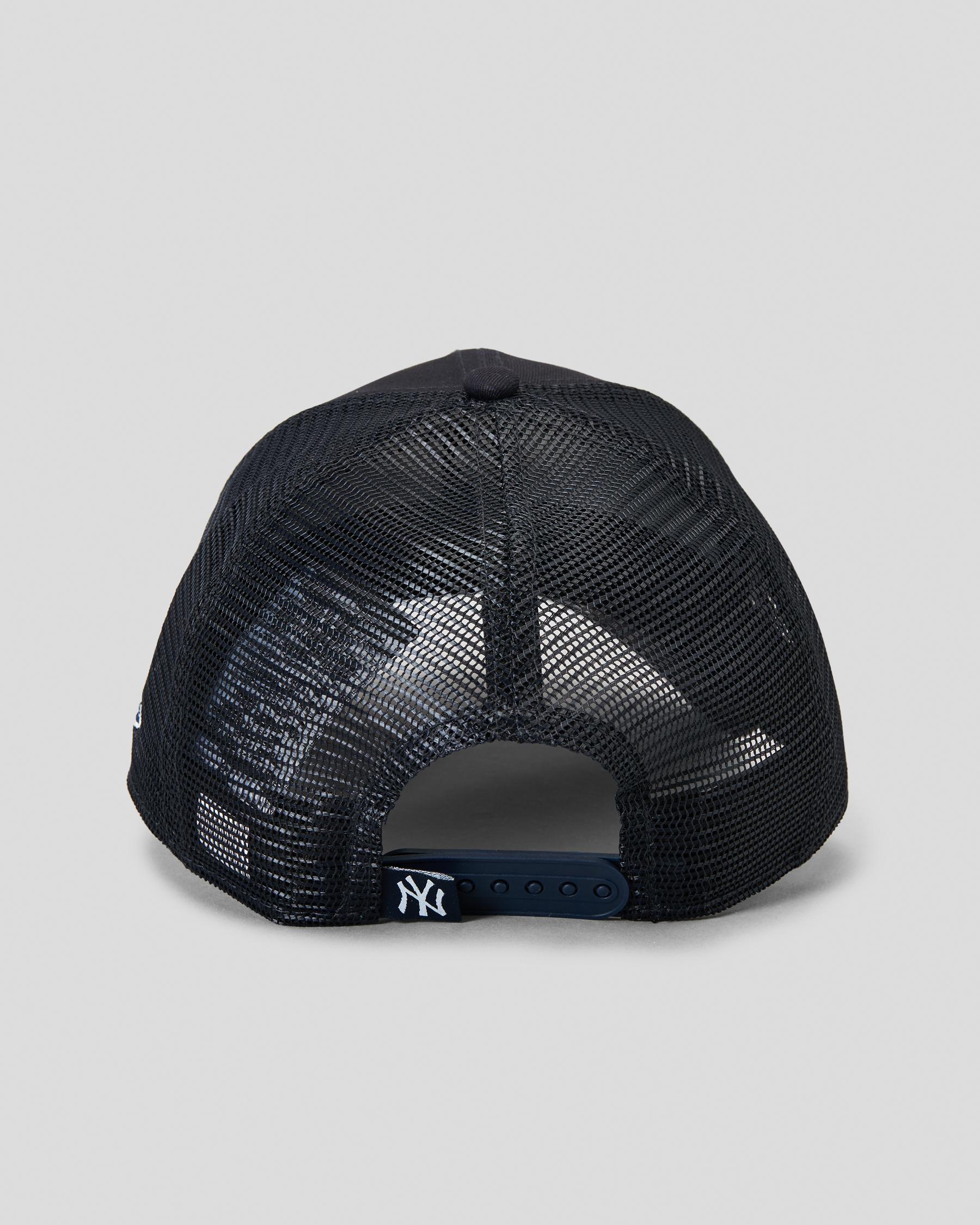 Shop New Era New York Yankees 9-Forty Trucker Cap In Navy - Fast ...