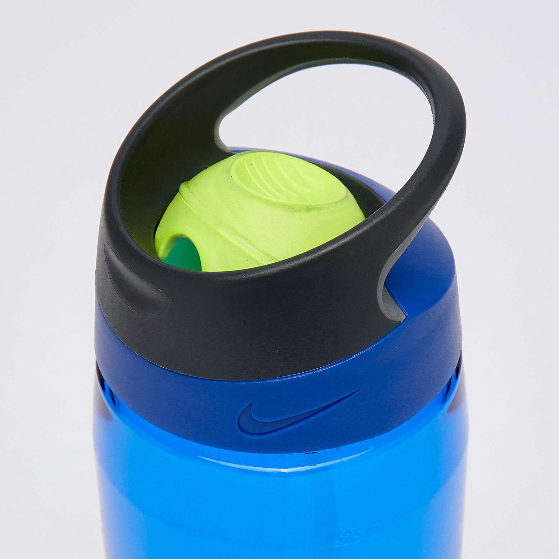 Shop Nike Hypercharge Rocker 32oz In Game Royal/cool Grey - Fast ...