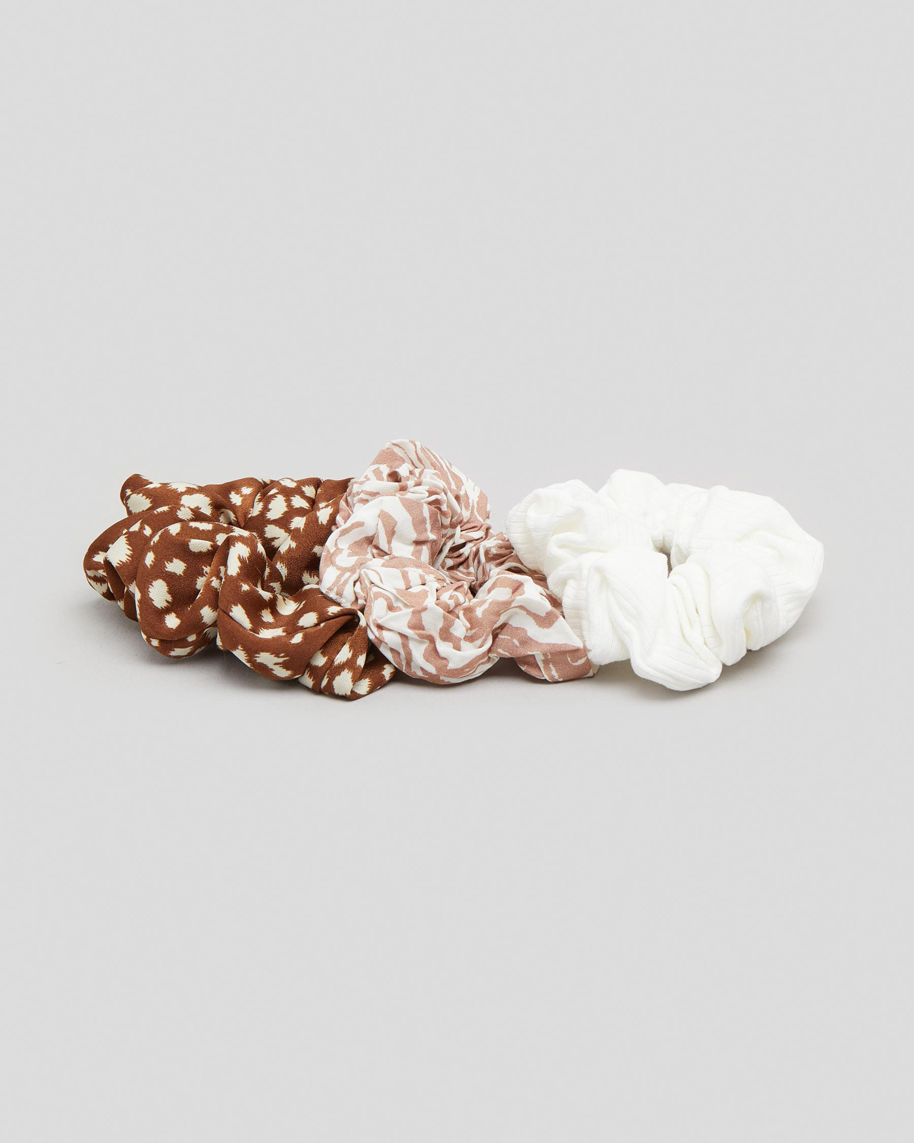 Karyn In LA Jennie Scrunchie Pack In Choc/white - Fast Shipping & Easy ...