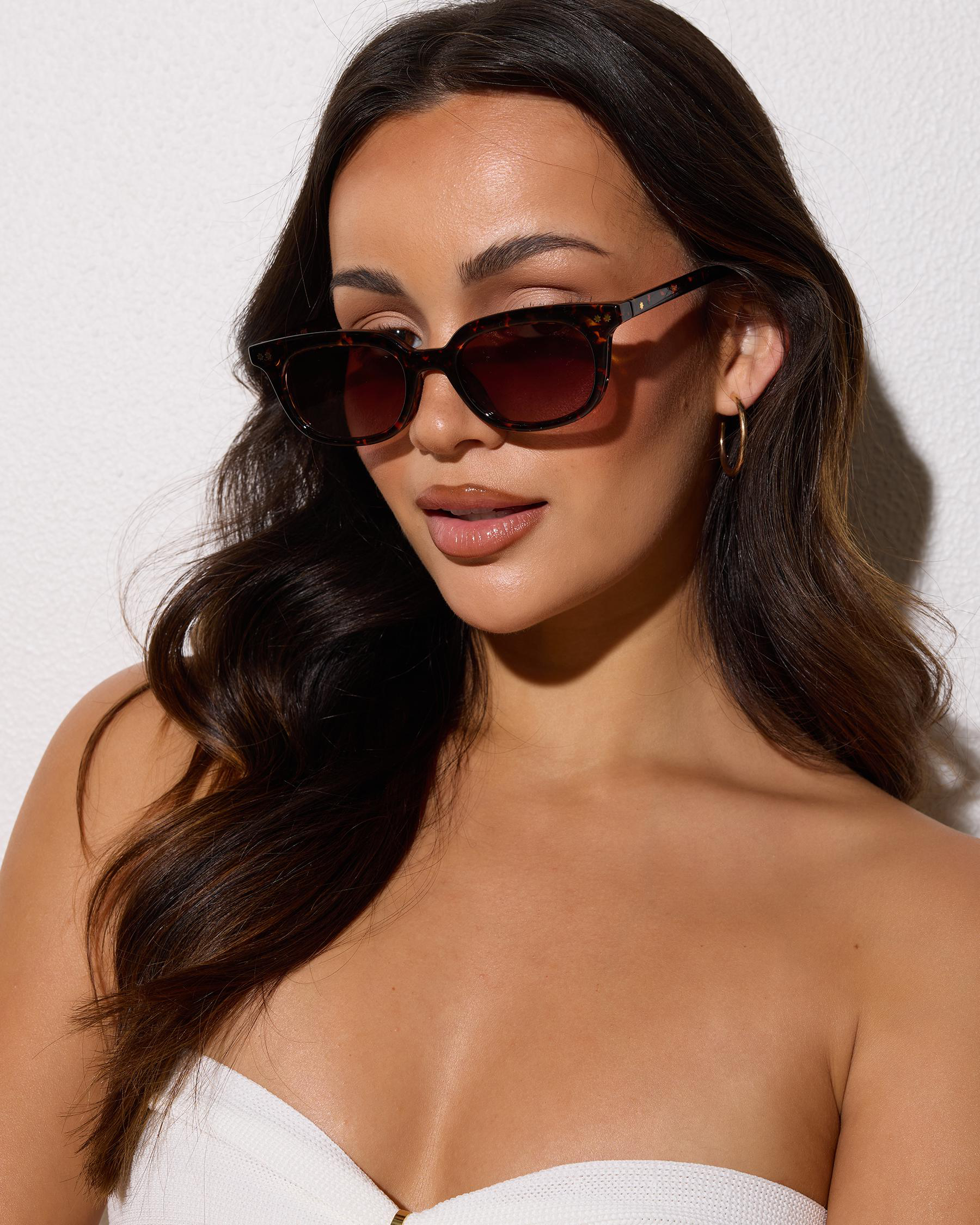 Szade Eyewear Bates Sunglasses In Wasp/dune - FREE* Shipping & Easy ...