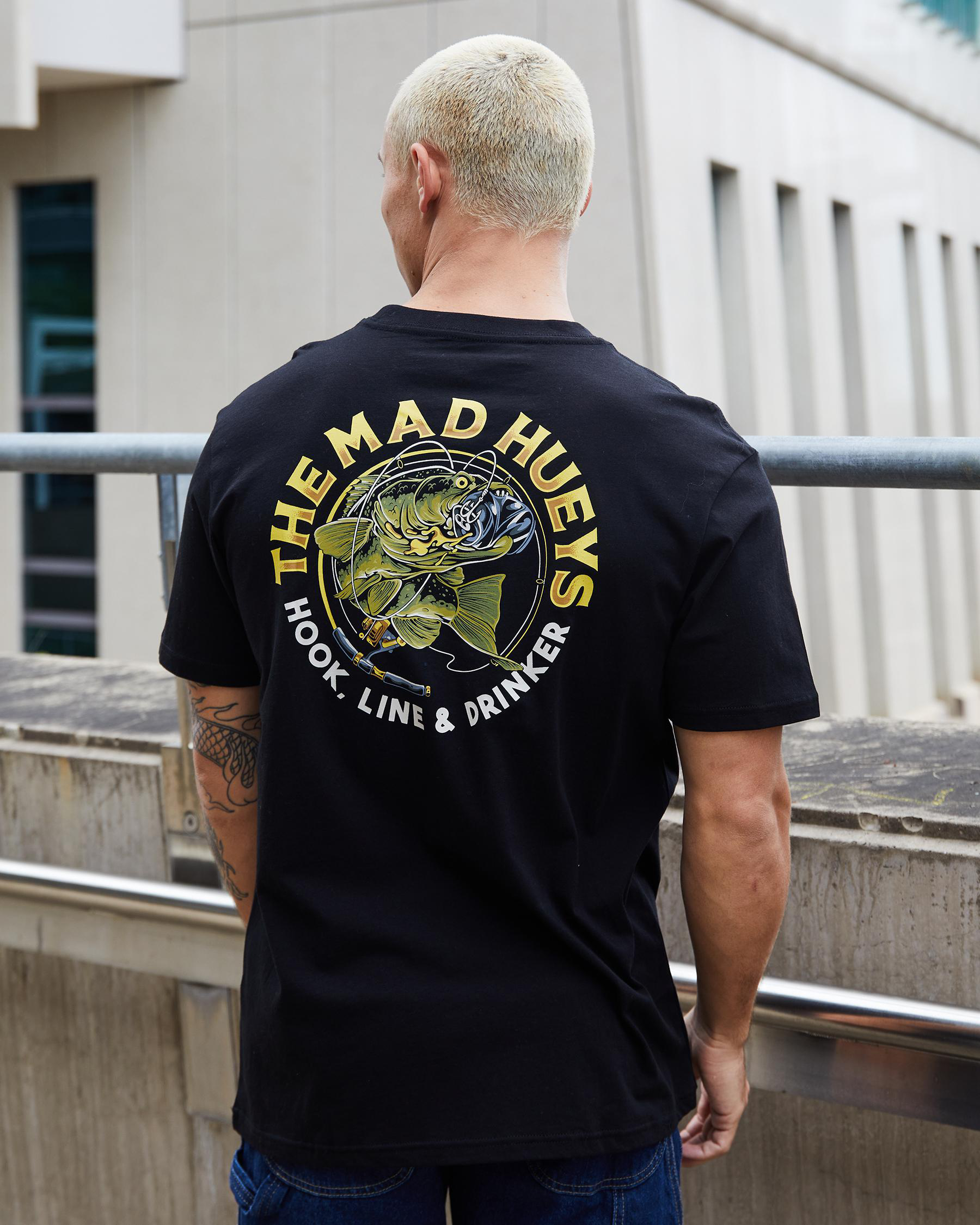 Shop The Mad Hueys Hook Line & Drinker T-Shirt In Black - Fast Shipping & Easy Returns - City ...