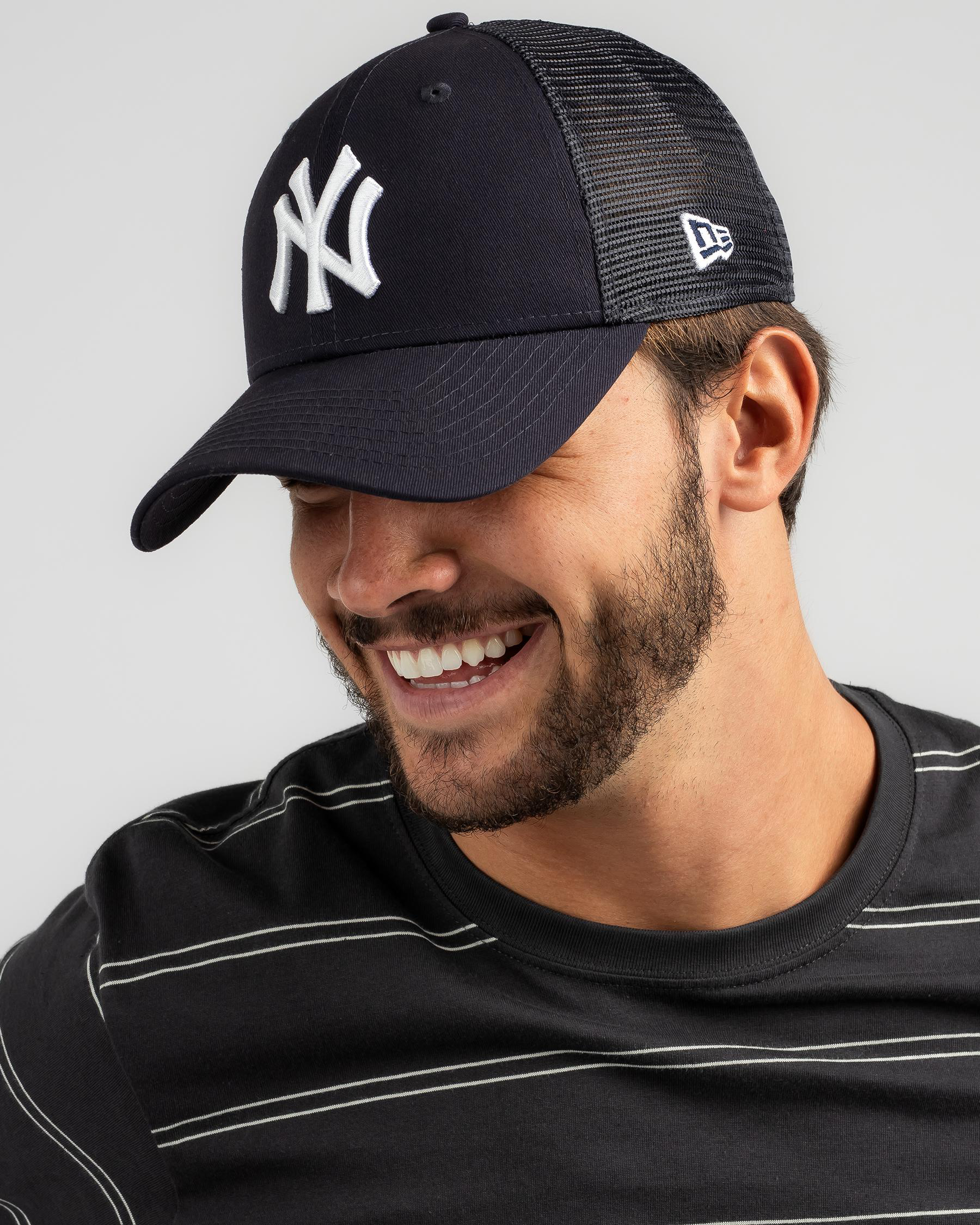 Shop New Era New York Yankees 9-Forty Trucker Cap In Navy - Fast ...