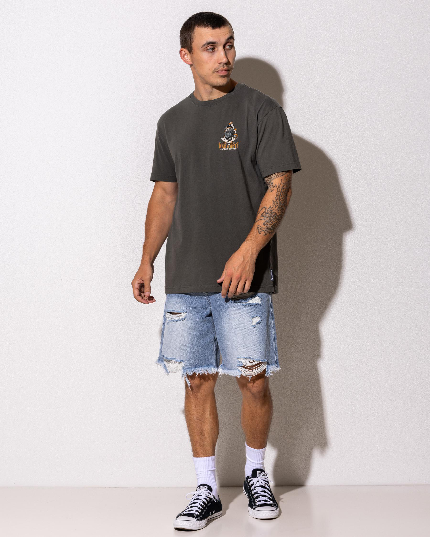 Shop The Mad Hueys Captain Ship Faced T-Shirt In Black - Fast Shipping ...