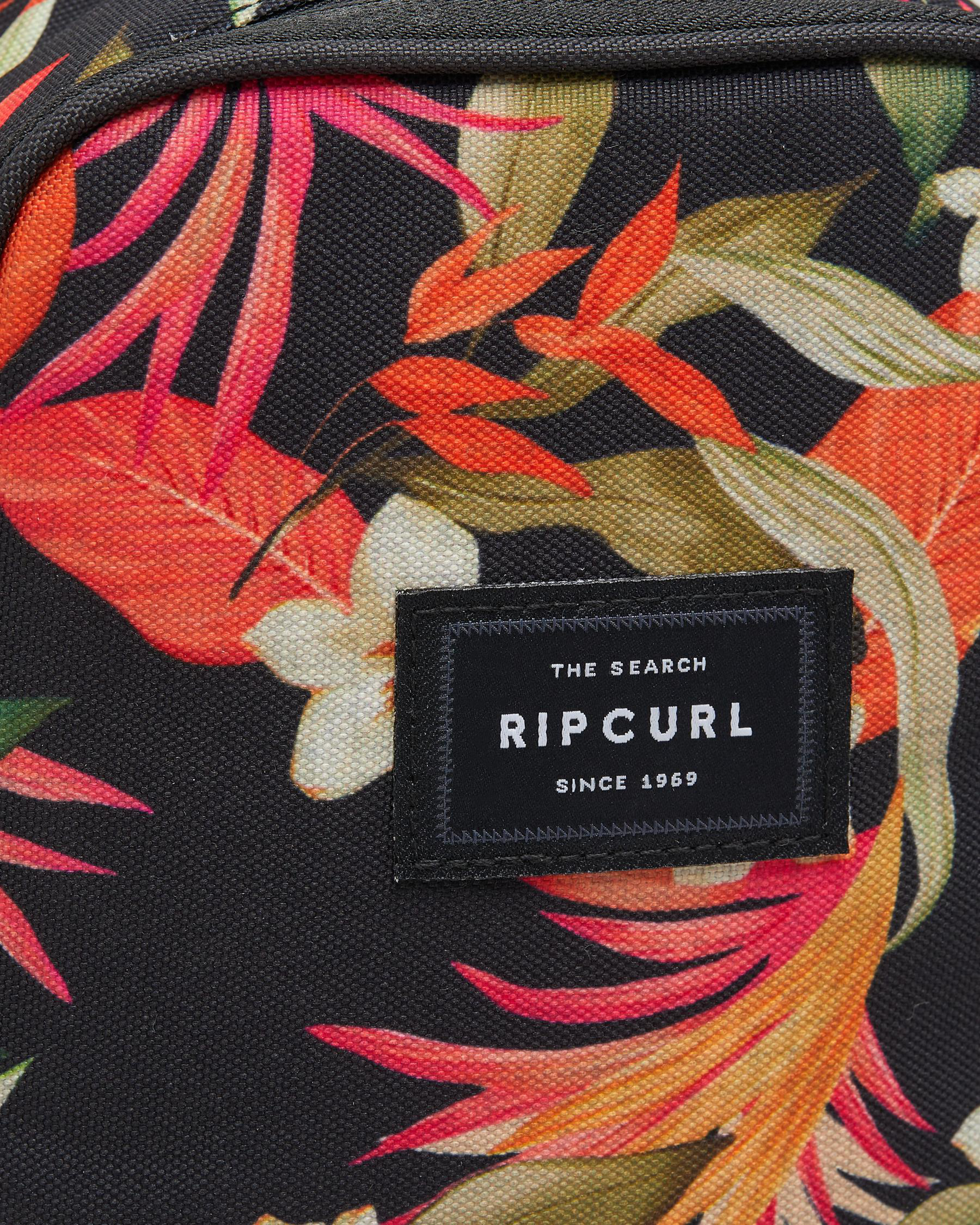 Shop Rip Curl Lunch Box Mixed In Pink - Fast Shipping & Easy Returns ...