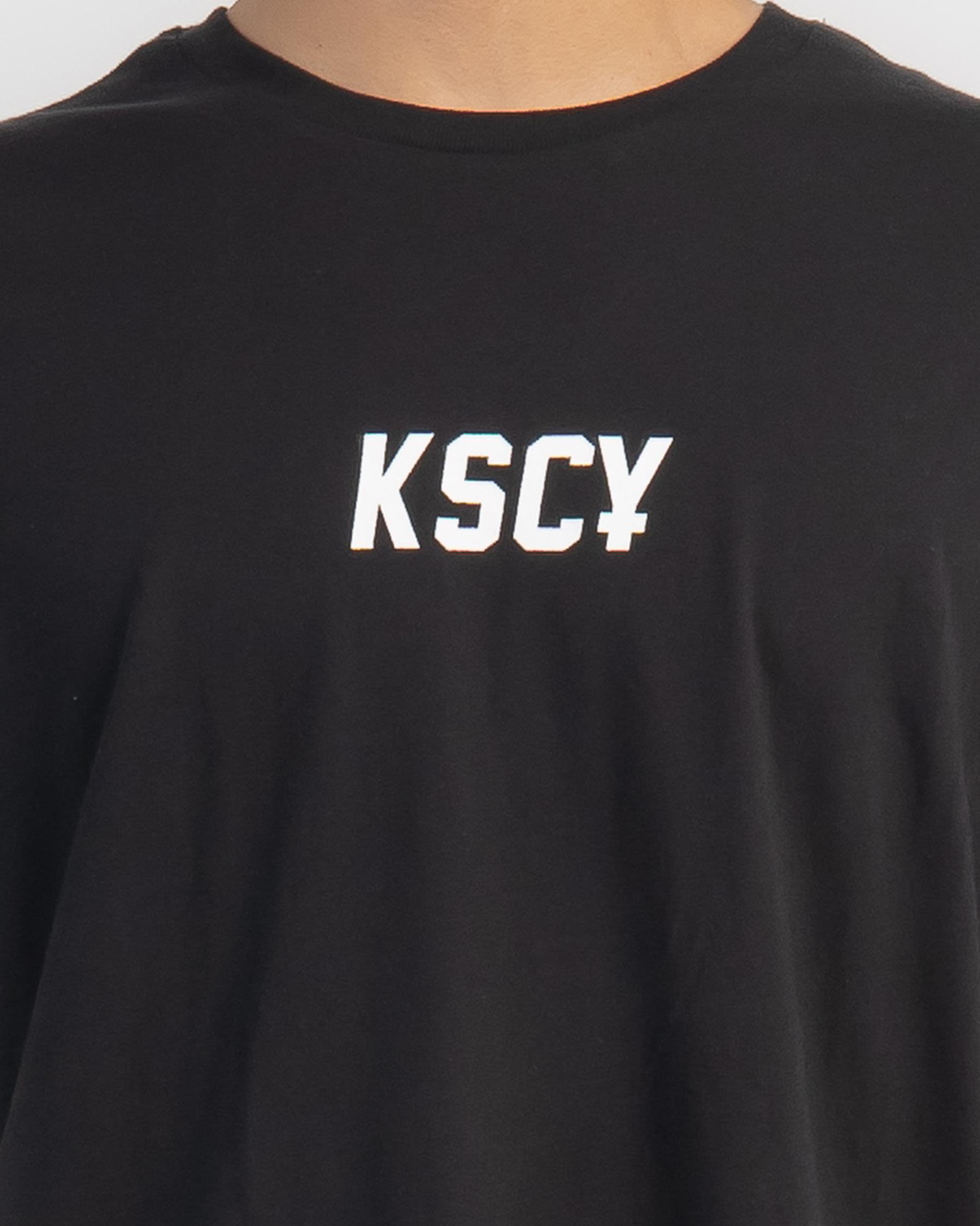 Shop Kiss Chacey Beating Dual Curved T-Shirt In Jet Black - Fast ...