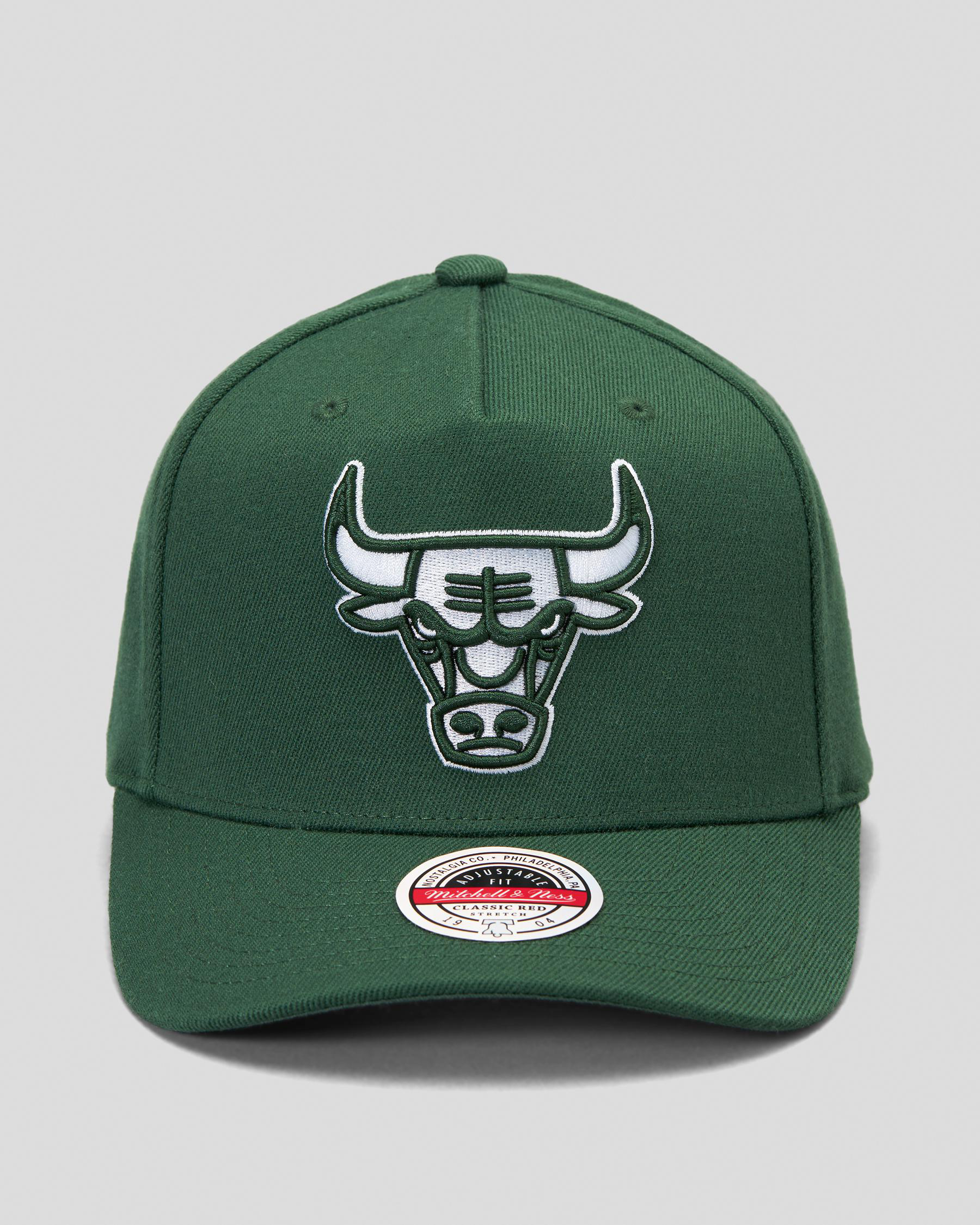 Shop Mitchell & Ness Chicago Bulls State of Mind Crown Snapback Cap In ...