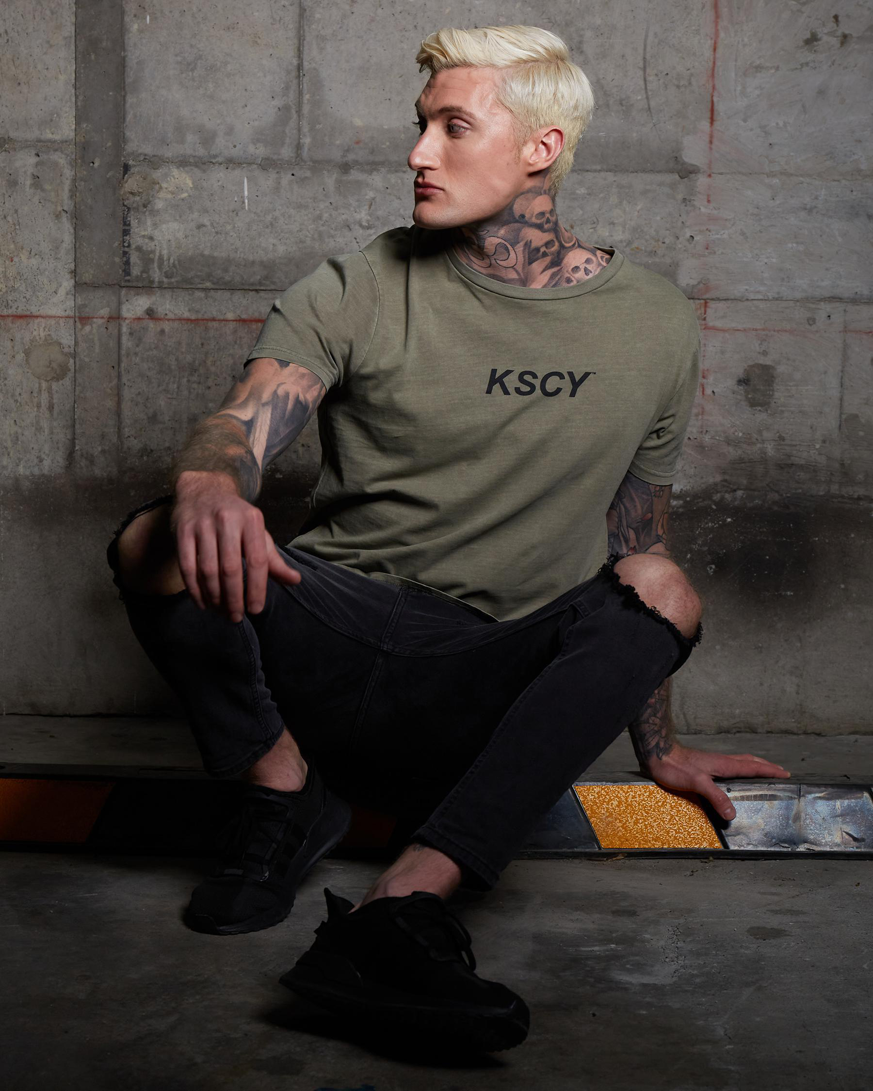 Shop Kiss Chacey Discovery T-Shirt In Pigment Khaki - Fast Shipping ...