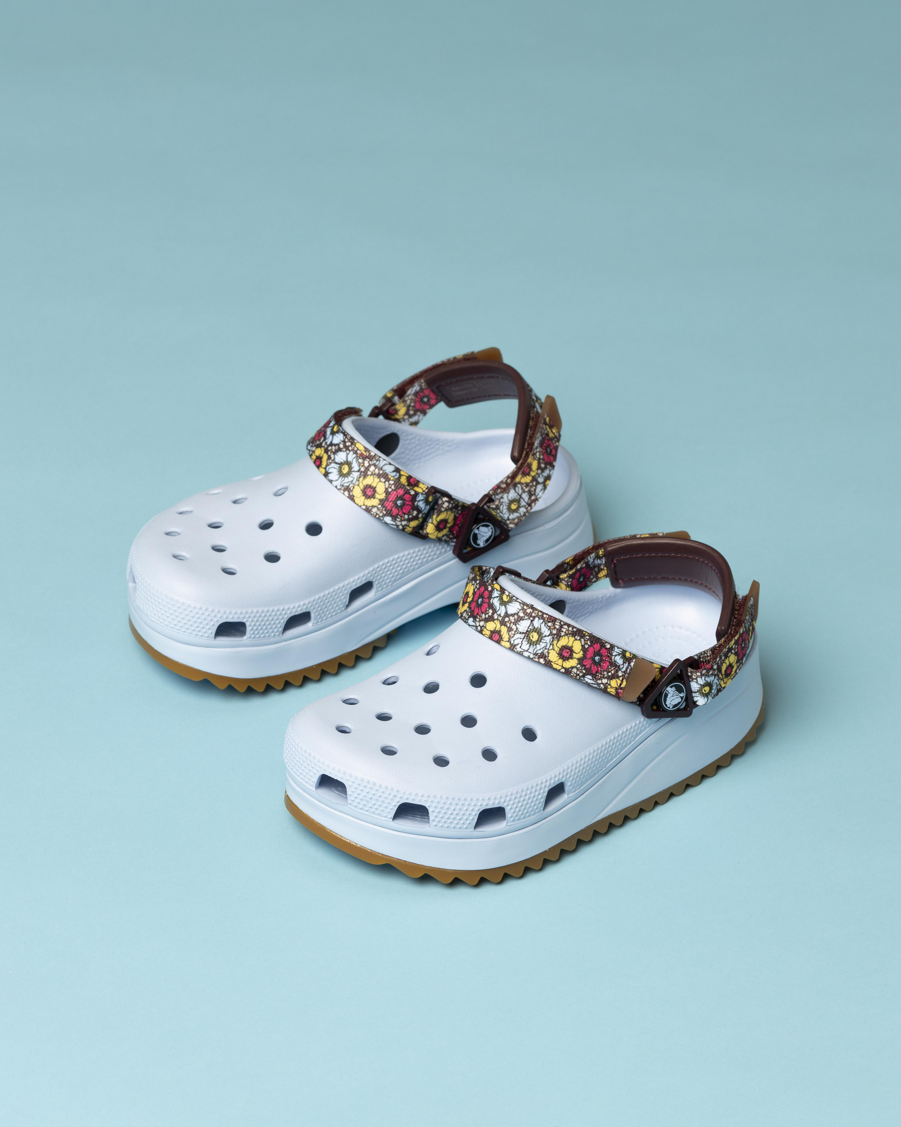 Crocs Hiker Retro Floral Clogs In Blue Calcite/multi - Fast Shipping ...