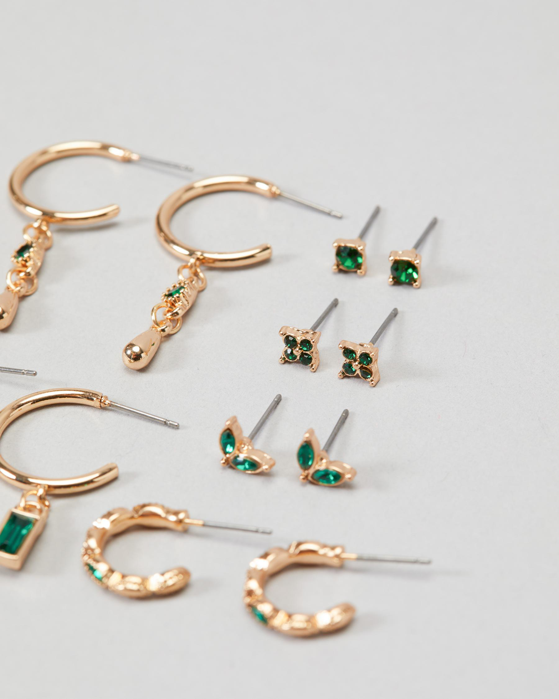 Shop Karyn In LA Abigail Earring Pack In Shiny Light Gold/emerald ...