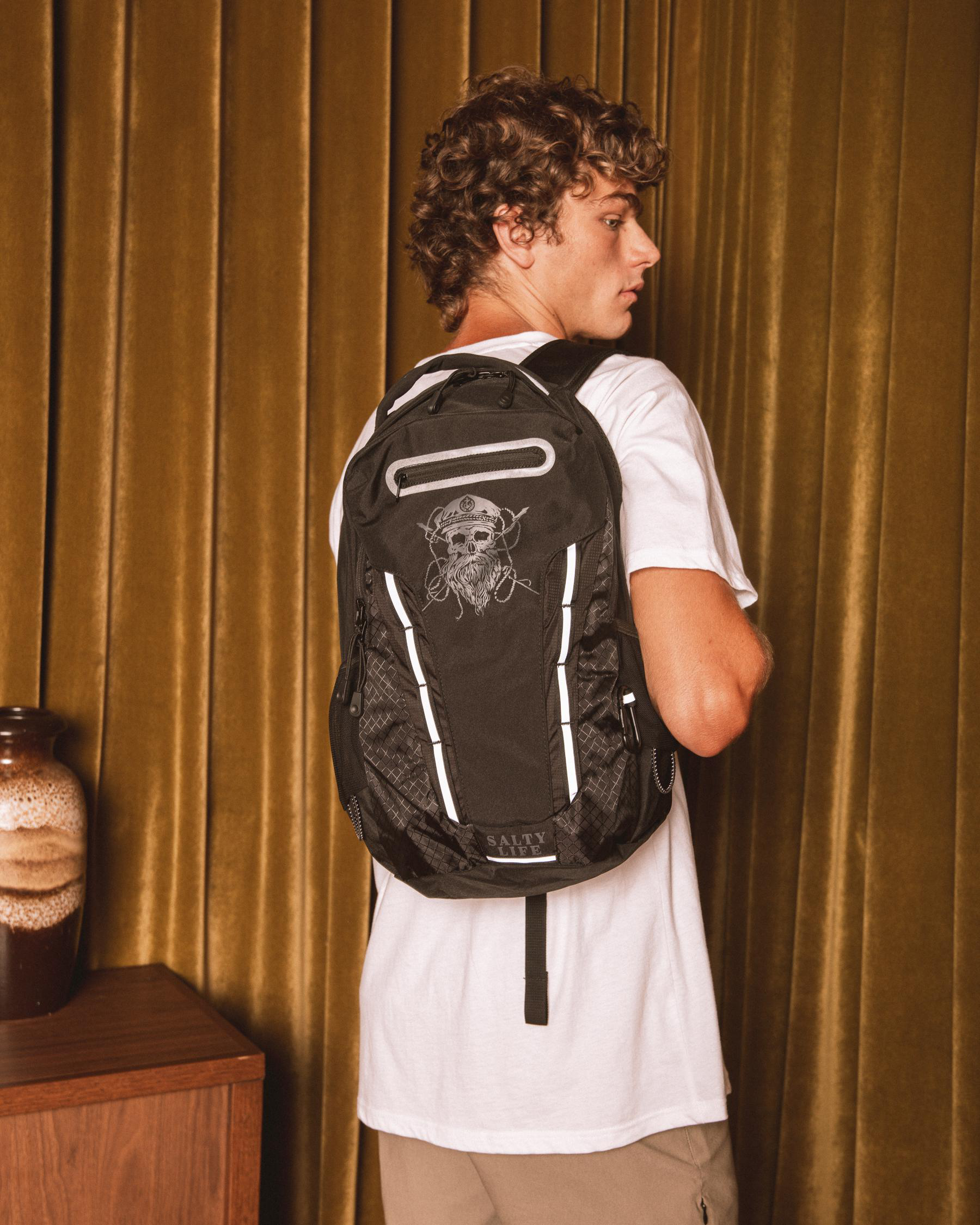 Salty Life Blackbeard Backpack In Black - FREE* Shipping & Easy Returns ...