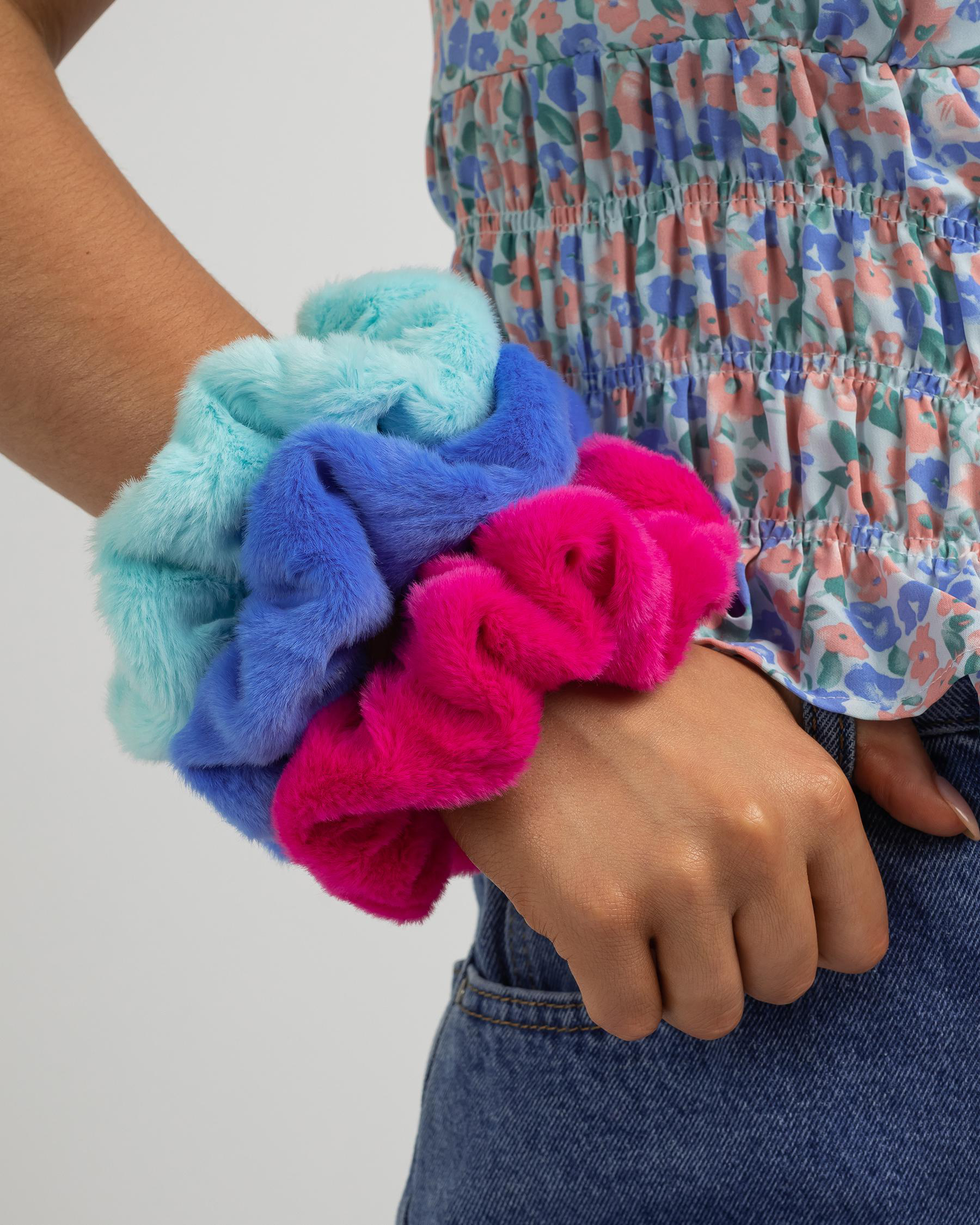 Shop Karyn In LA Faux Fur Scrunchie Pack In Blue/pink - Fast Shipping ...