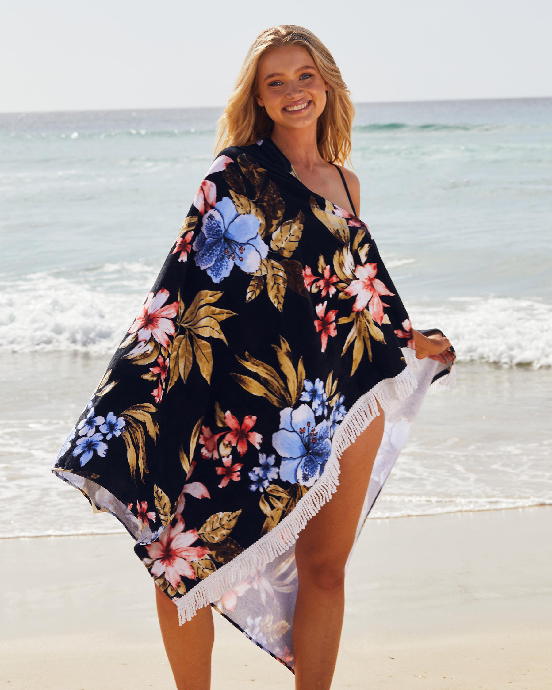 Shop Topanga Poppy Rectangle Towel In Black - Fast Shipping & Easy ...