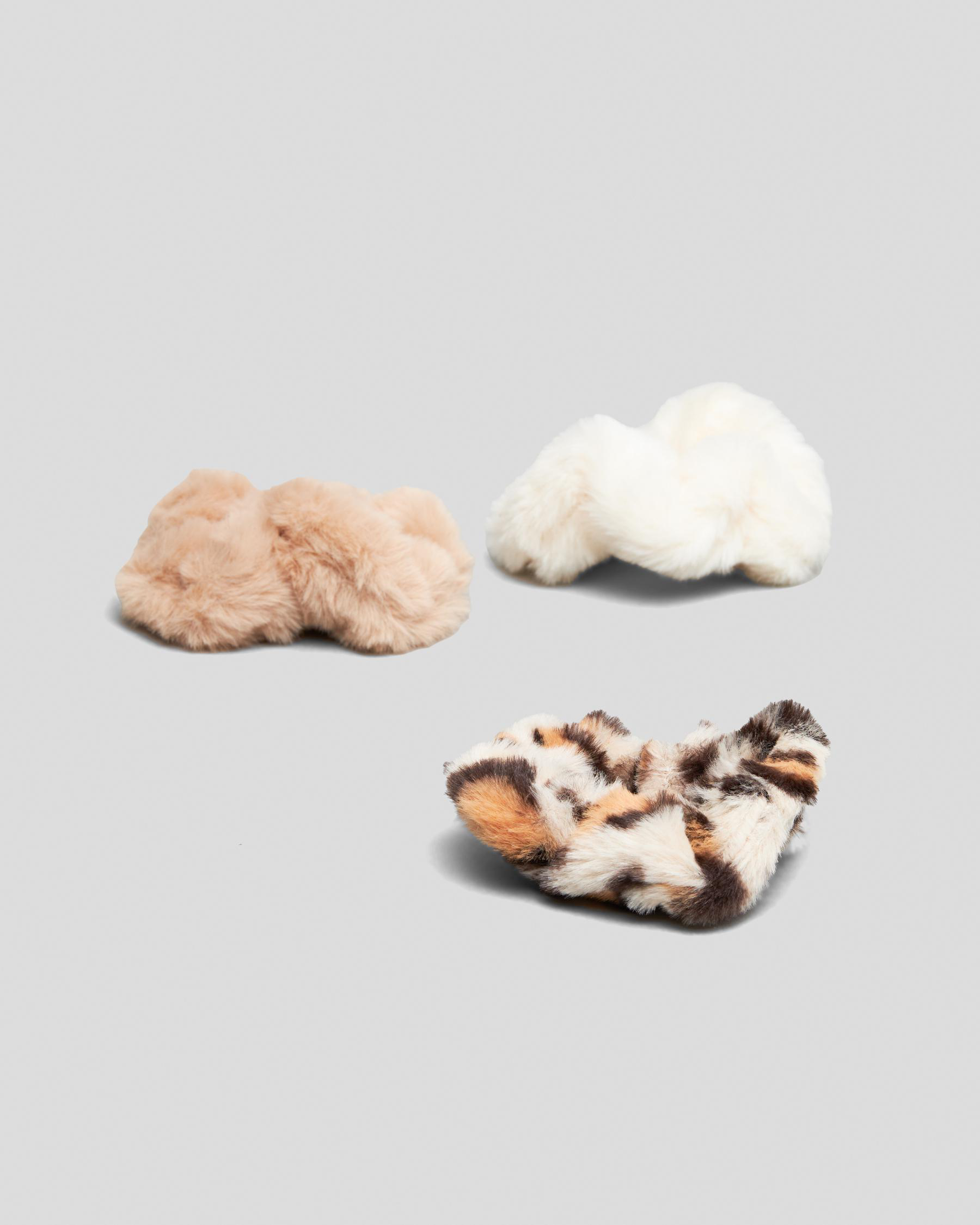 Shop Karyn In LA Fur Scrunchie Pack In Alabaster/natural - Fast ...