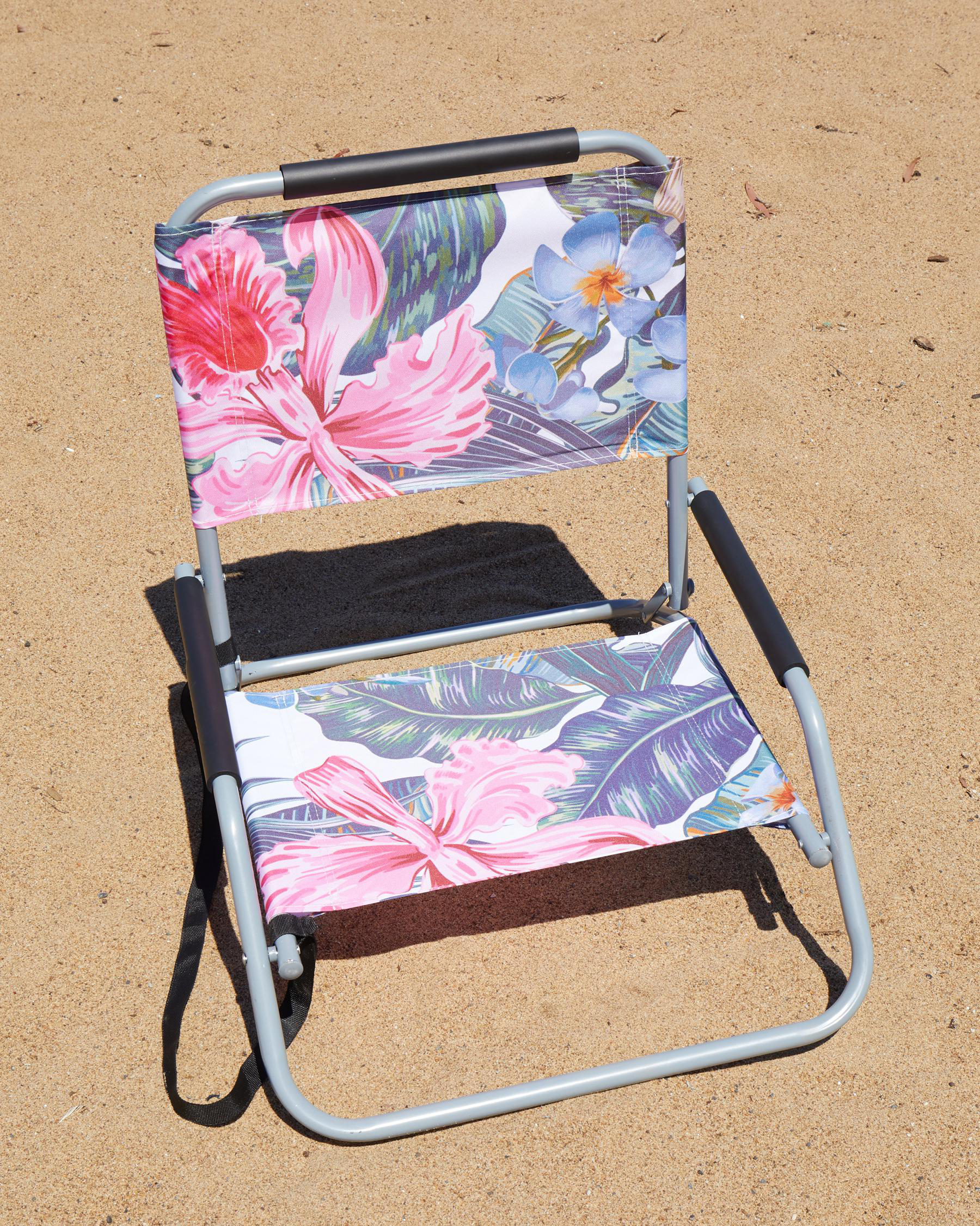 Shop Mooloola Hibiscus Shore Beach Chair In Floral - Fast Shipping ...