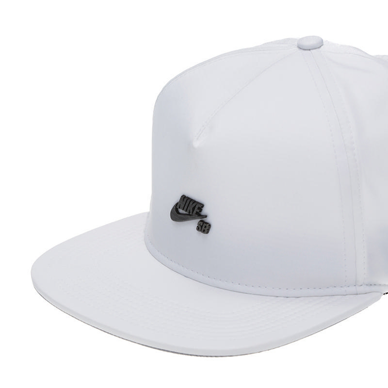 Shop Nike SB Dri-fit Snap Back Cap In White - Fast Shipping & Easy ...