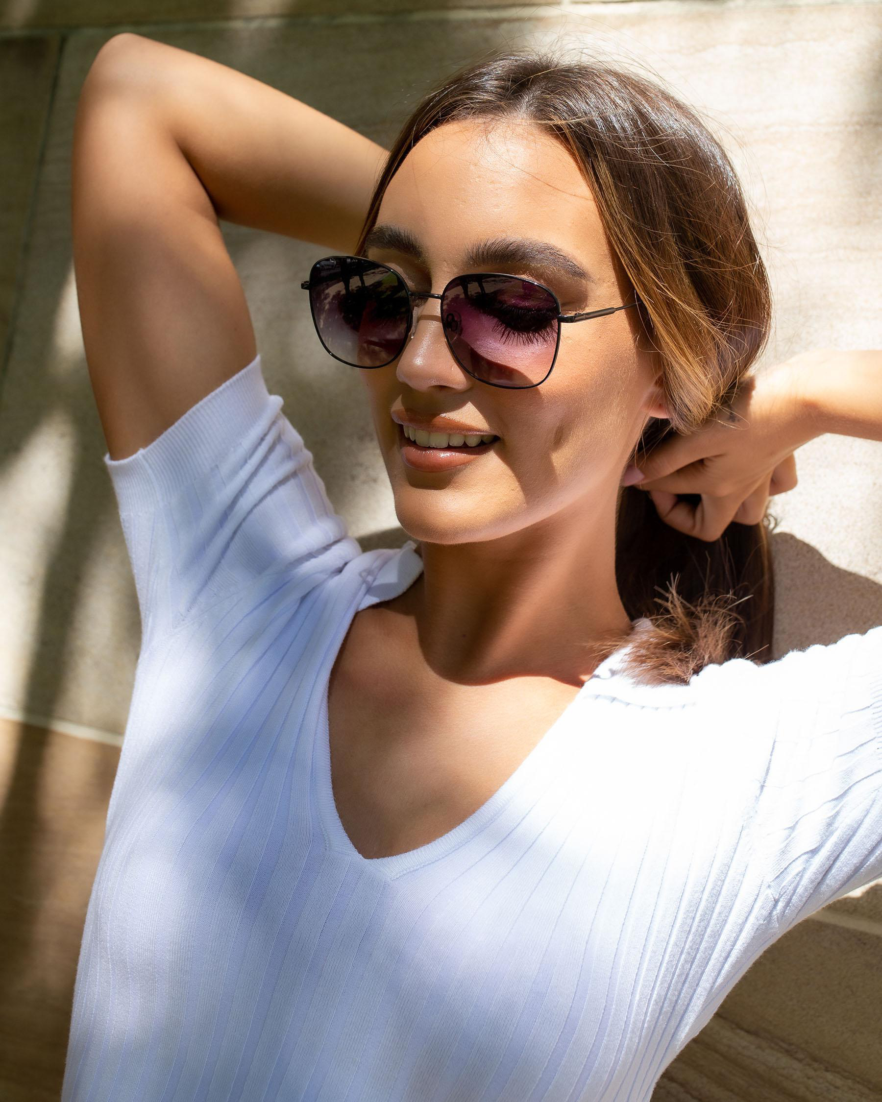 Shop Indie Eyewear Aria Sunglasses In Black/fade - Fast Shipping & Easy Returns - City Beach ...