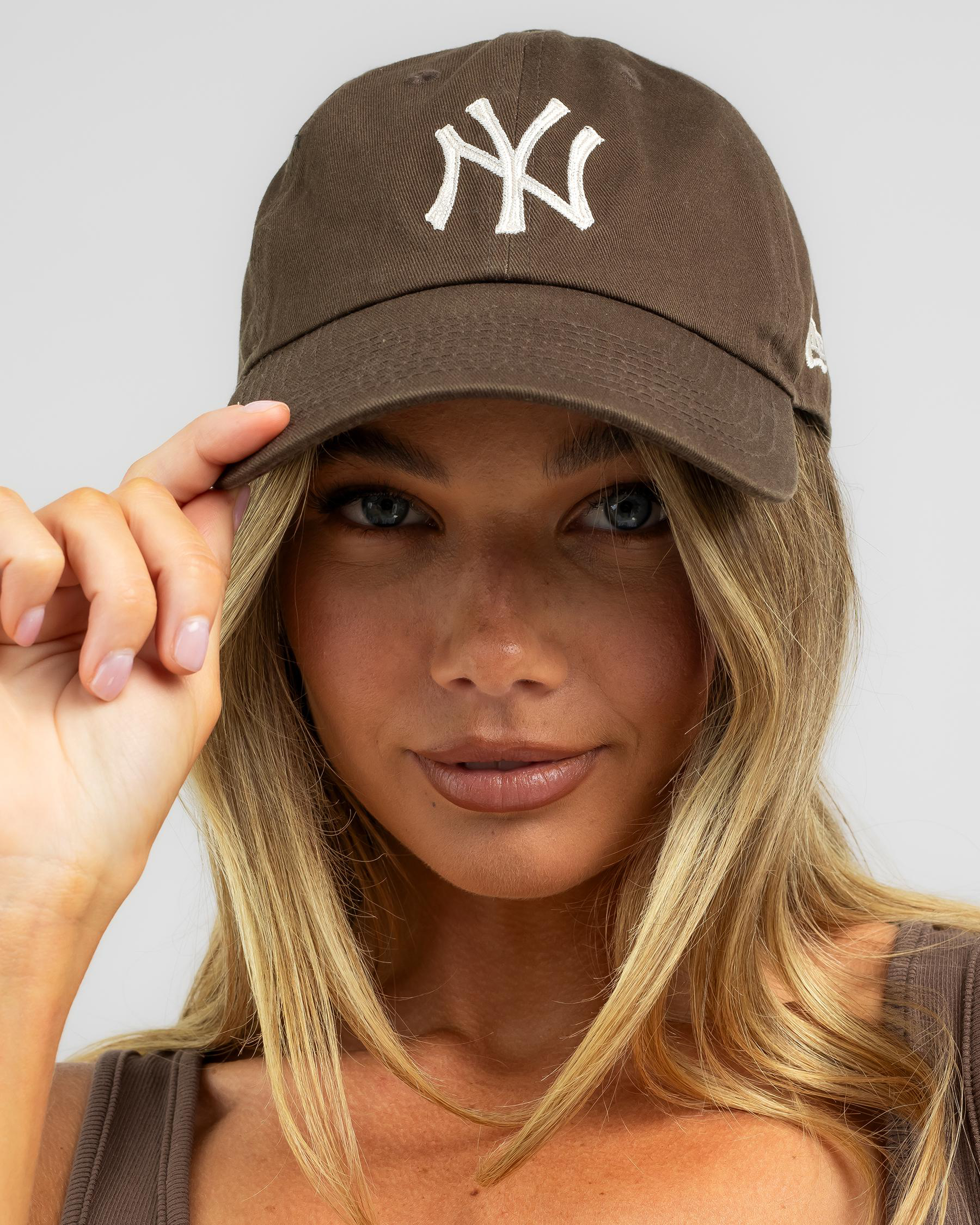 Shop New Era NY Yankees Cap In Walnut/ Ivory - Fast Shipping & Easy ...