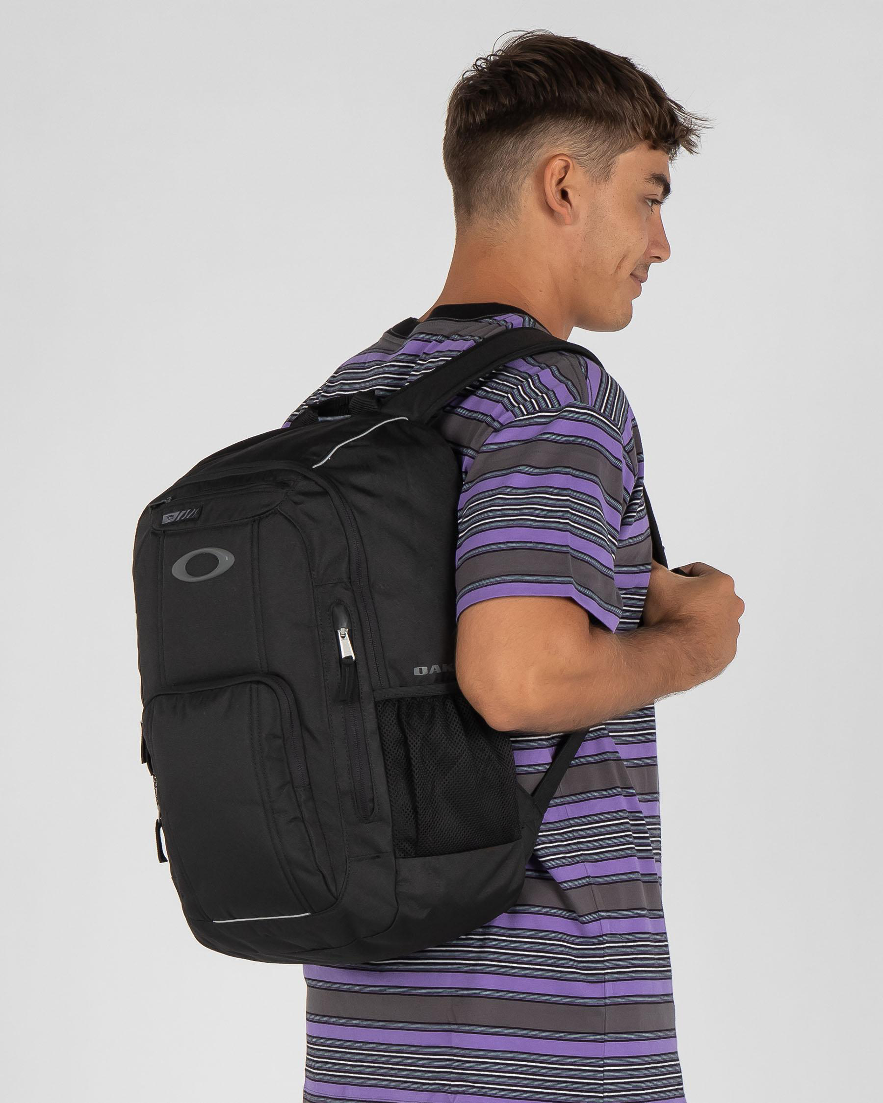 Shop Oakley Enduro Backpack In Blackout - Fast Shipping & Easy Returns ...