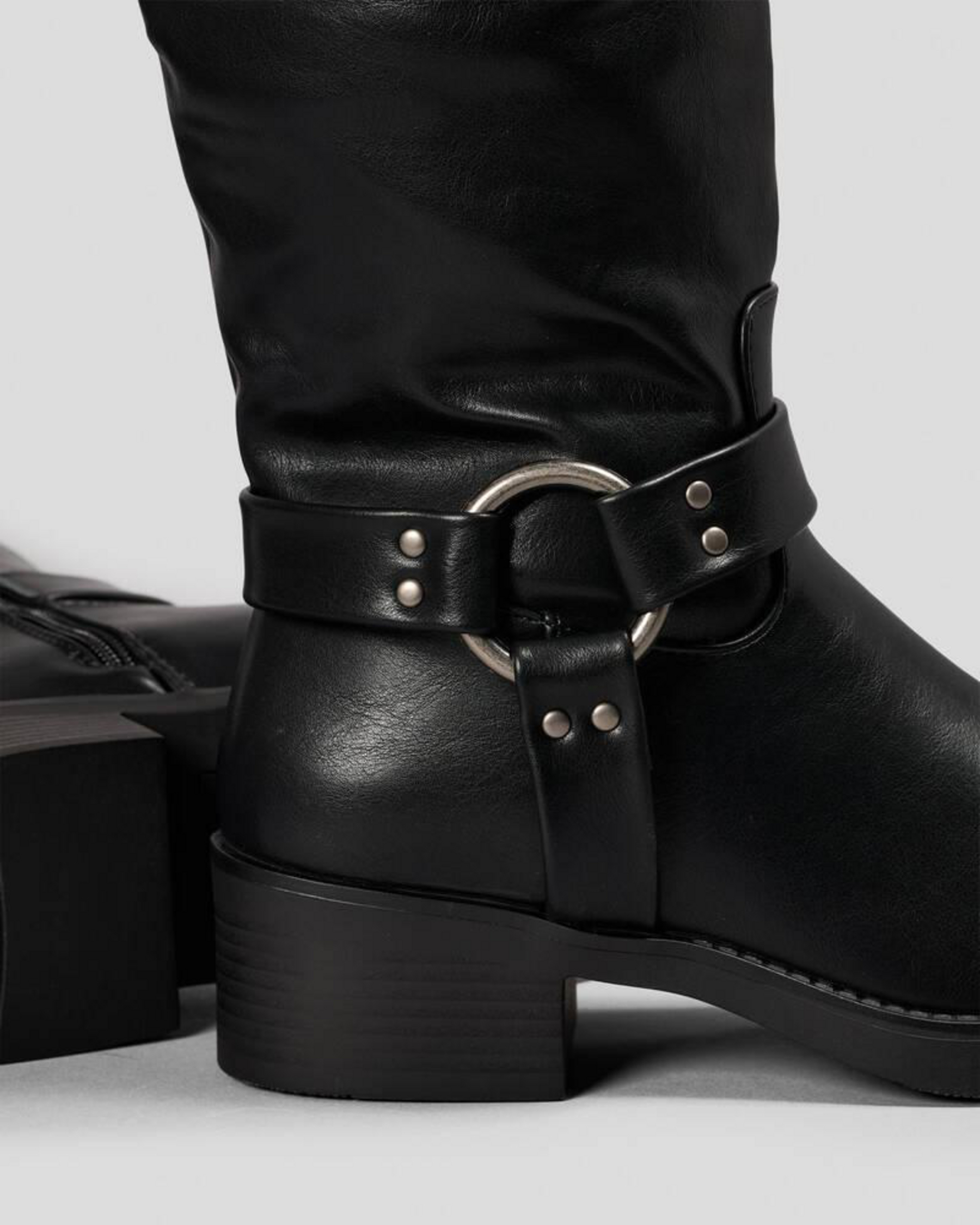 Jonnie Walker Boots In Black - FREE* Shipping & Easy Returns - City ...