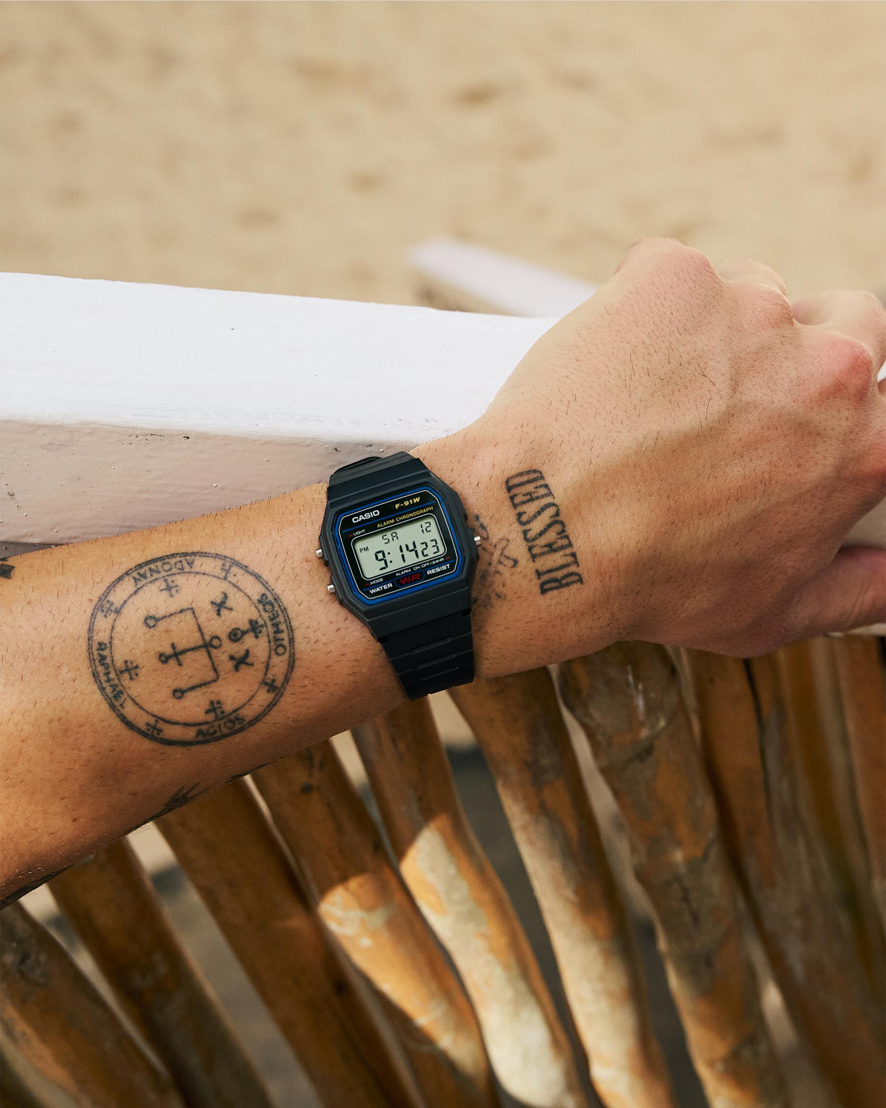 Casio F91W-1 Basic Vintage Watch In Black | City Beach Australia
