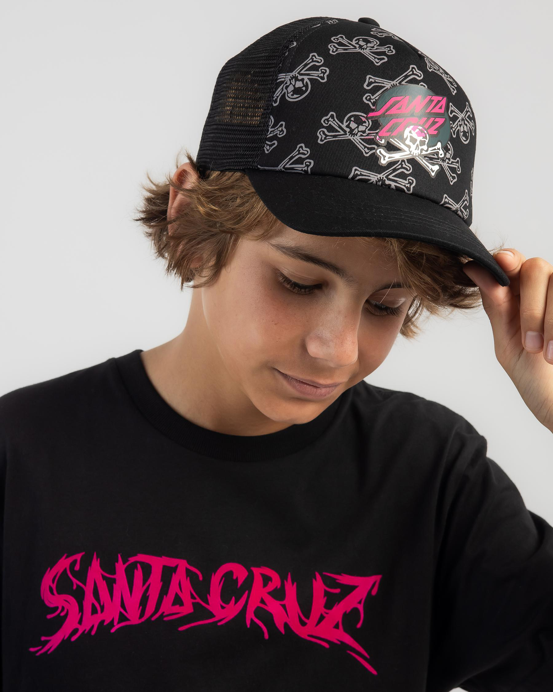 Shop Santa Cruz Oval Dot Skull Cap In Black - Fast Shipping & Easy ...