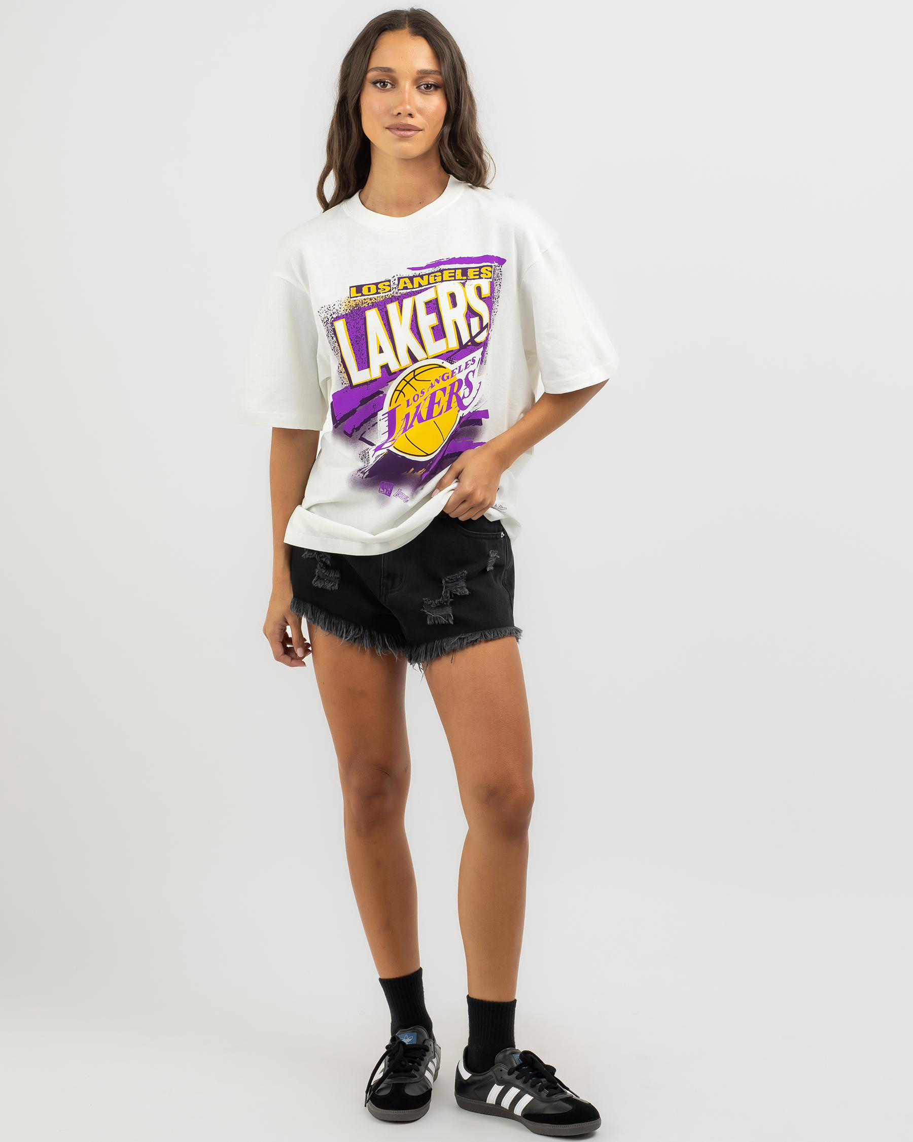 Shop Mitchell & Ness Los Angeles Lakers T-Shirt In Vintage White - Fast ...