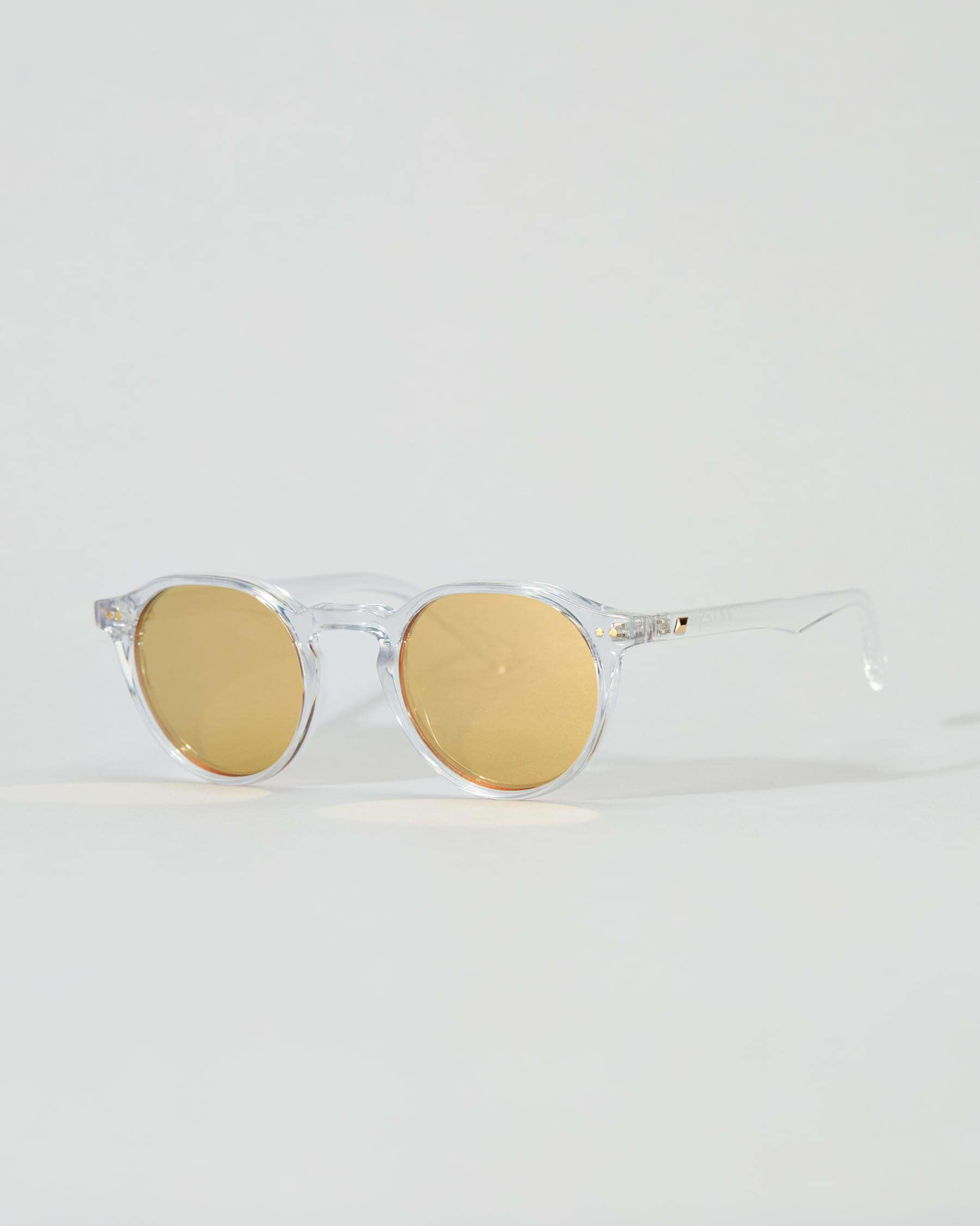 Shop Le Specs Galavant Sunglasses In Clear / Bronze Mirror - Fast ...